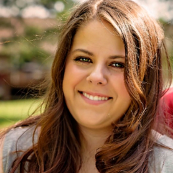 Mariah's Closet (@mariah_bennett) | Poshmark